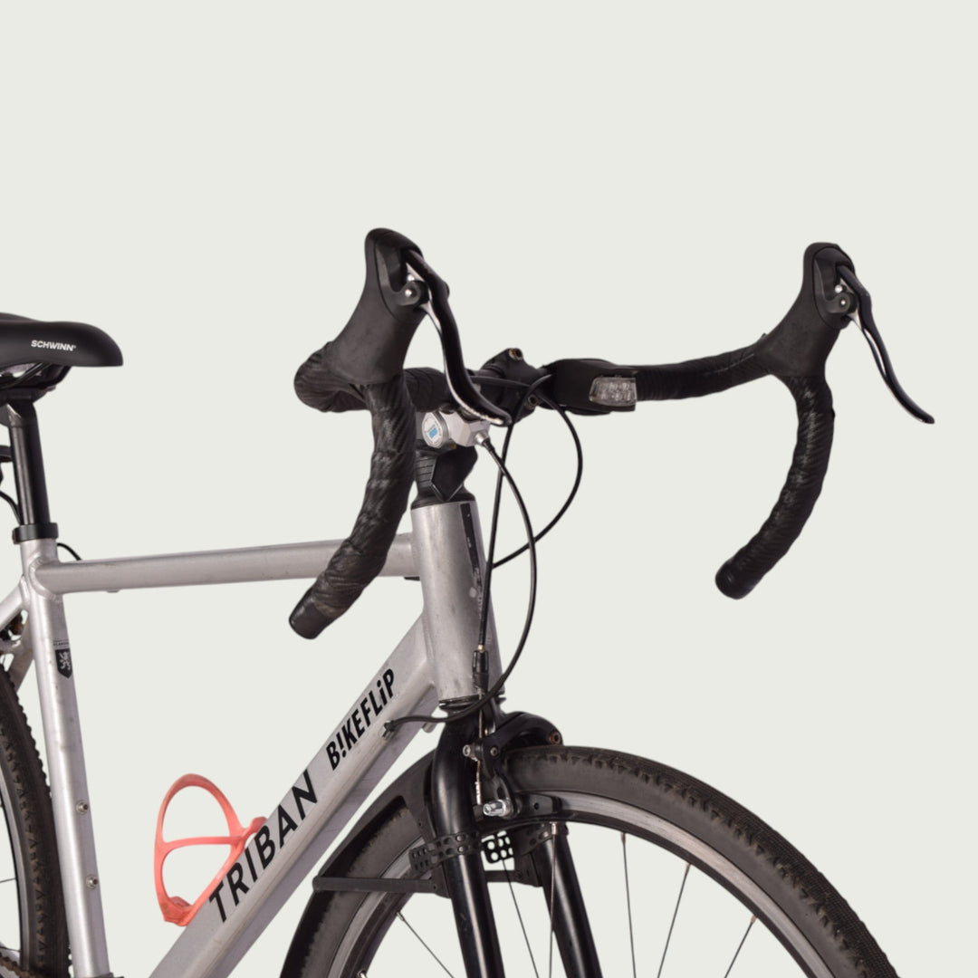 Triban fiets - 26 inch voor 10-12 jaar - Grijs - BikeFlip