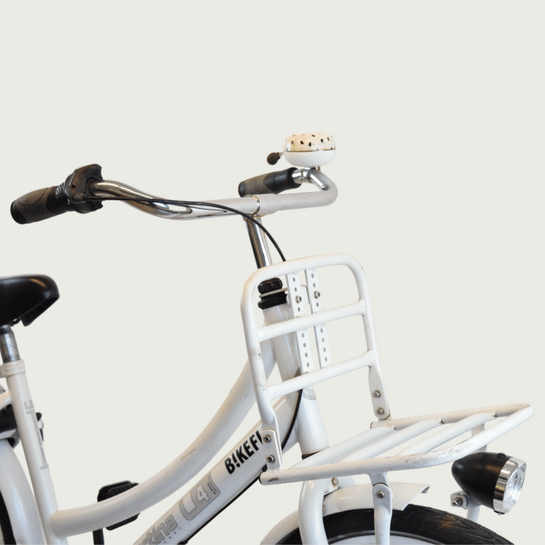 Cortina 24 inch fiets in het wit voor 9 tot 10 jaar - BikeFlip
